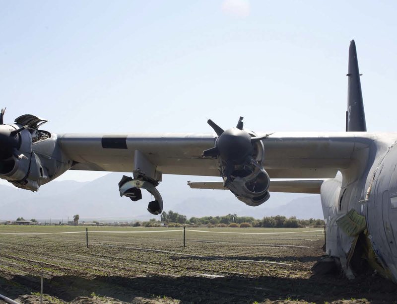 Raider Five Zero on Fire: An Impossible Story of Survival 2 Miles High ...