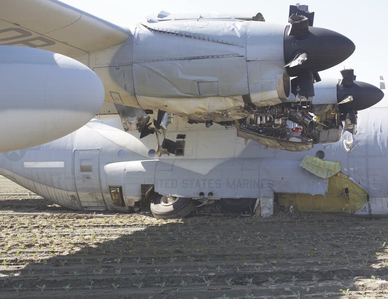 Raider Five Zero on Fire: An Impossible Story of Survival 2 Miles High ...