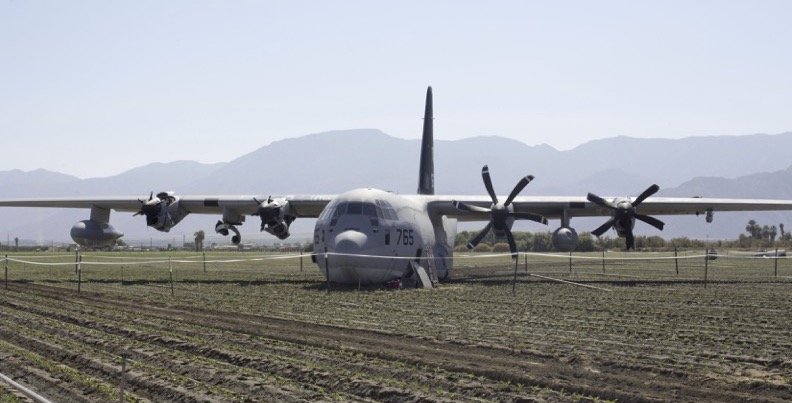 Raider Five Zero on Fire: An Impossible Story of Survival 2 Miles High ...