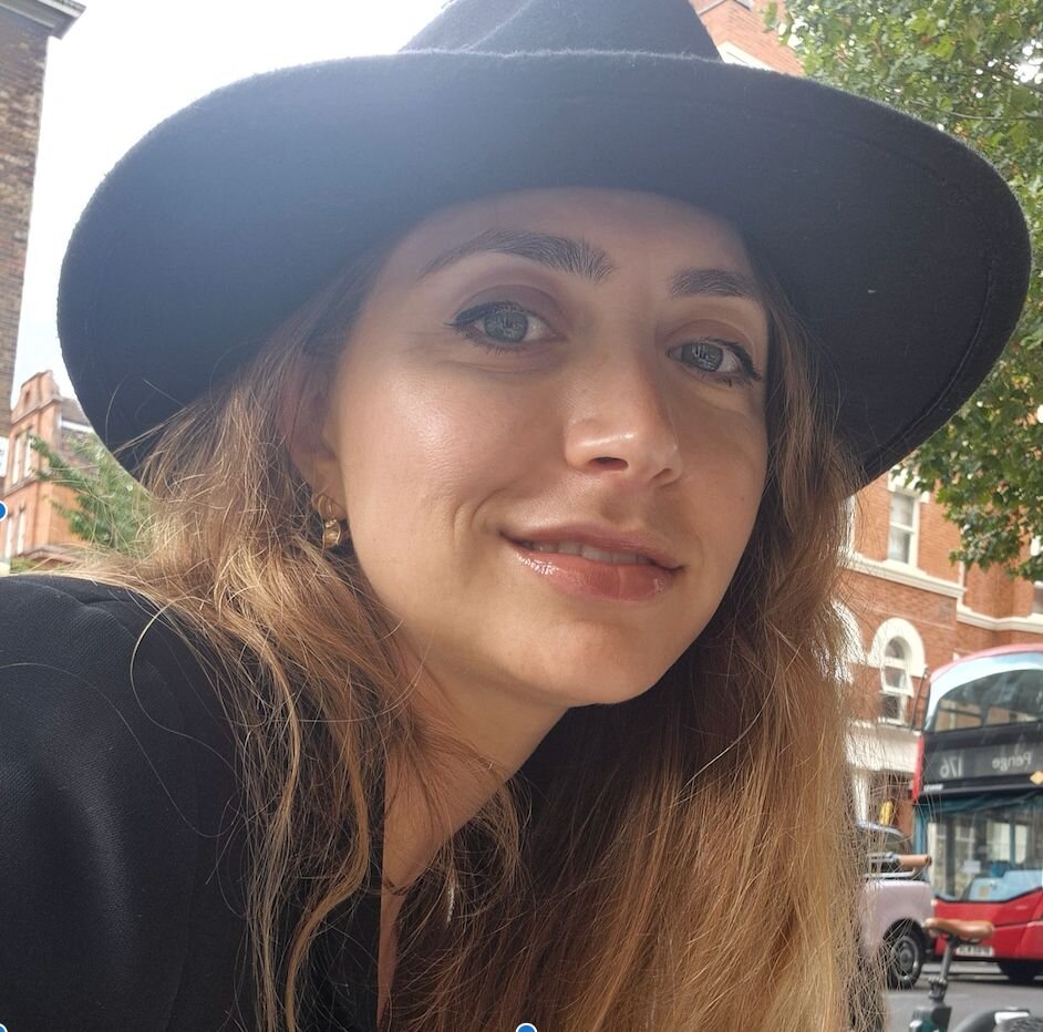 AGI vs AI: What They Mean for Your Business | Fiverr