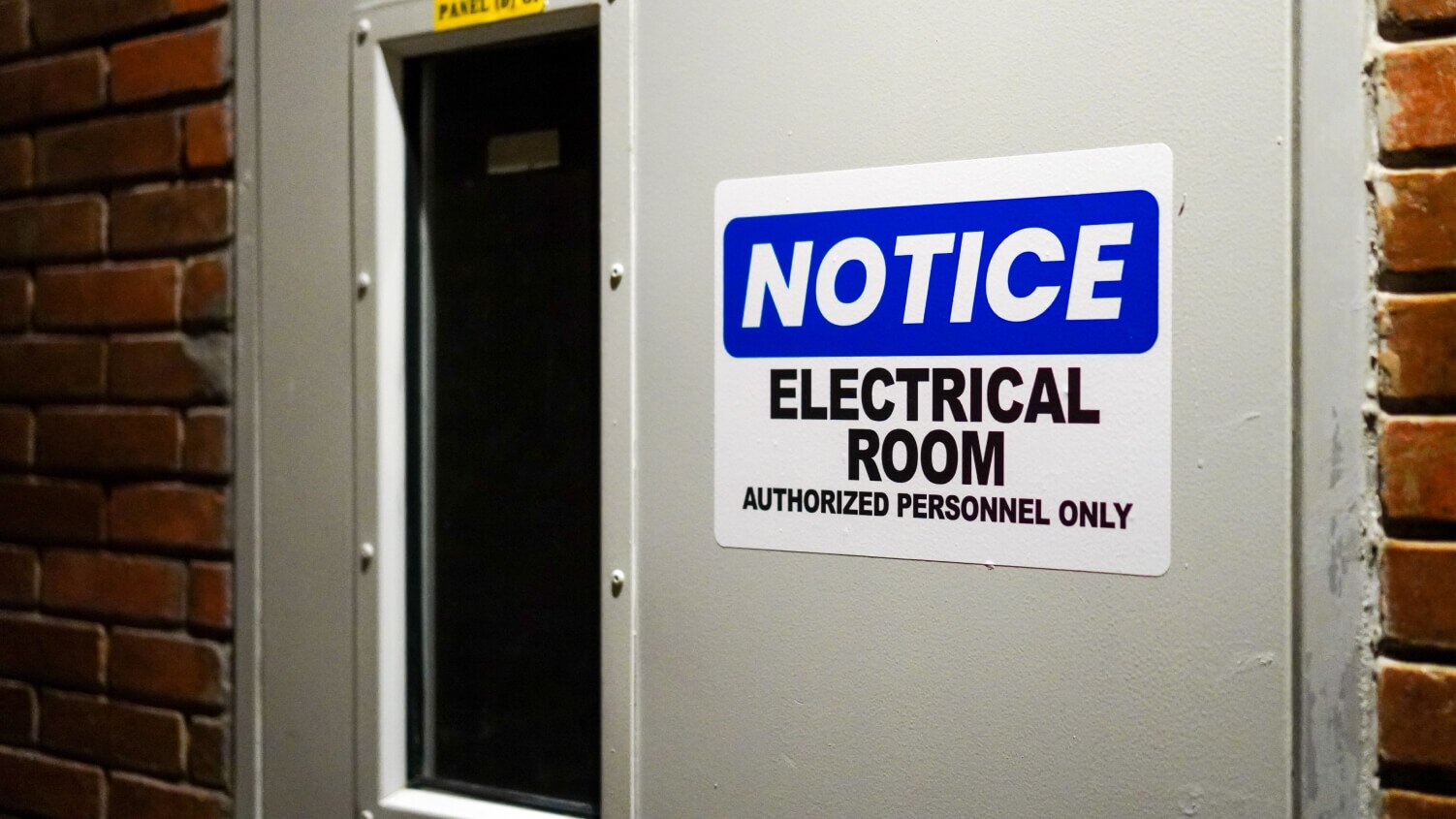 Workplace Safety Signage: What Small Business Owners Need to Know