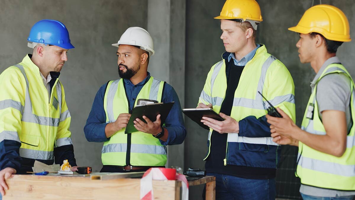 6 Tips for Transitioning from Solo Contractor to Team Leader