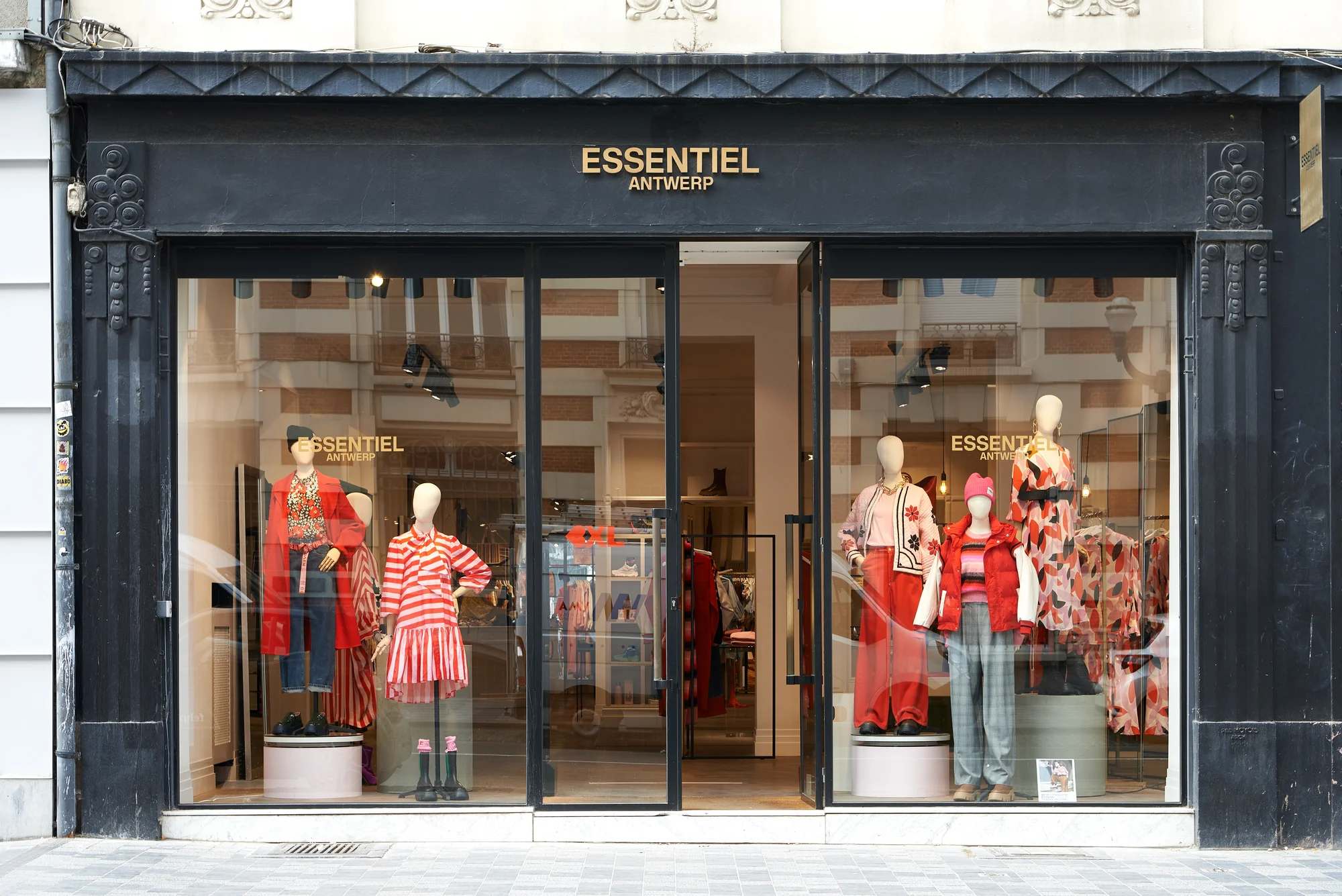 Tiendas | Rue Antoine Dansaert 76, Bruselas, Essentiel Antwerp