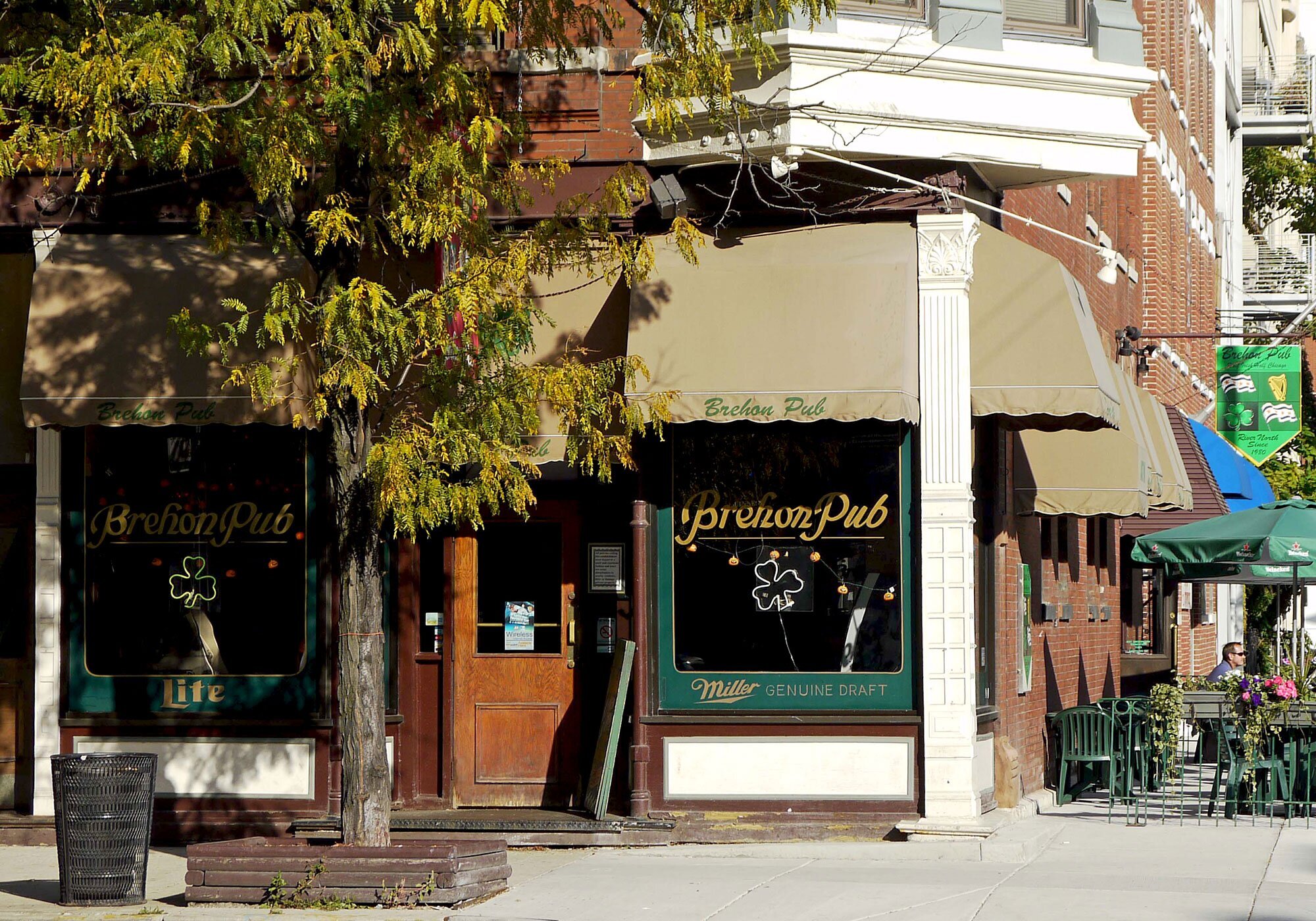 Pub Tour: Near North | Chicago Architecture Center
