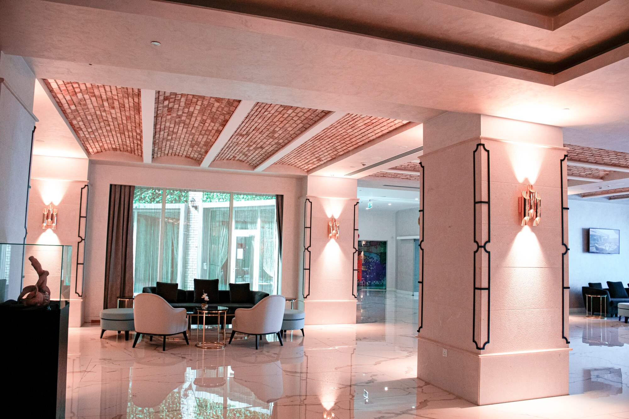 Luggage Storage Solution - Hotels - LUGGit