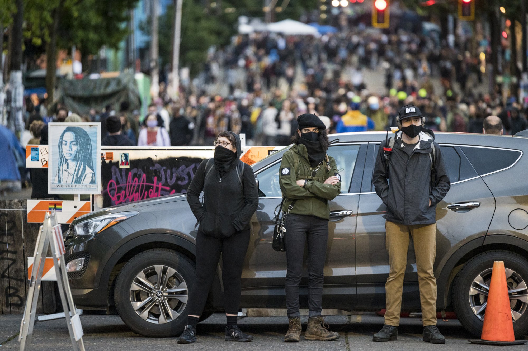 Inside Seattle’s Autonomous Zone, Pro-Gun Leftists Provide Security ...