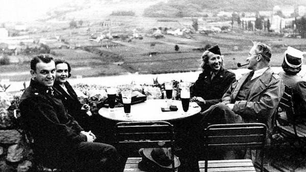How OSS Guide Maria Gulovich Escaped the Nazis and Earned the Bronze ...