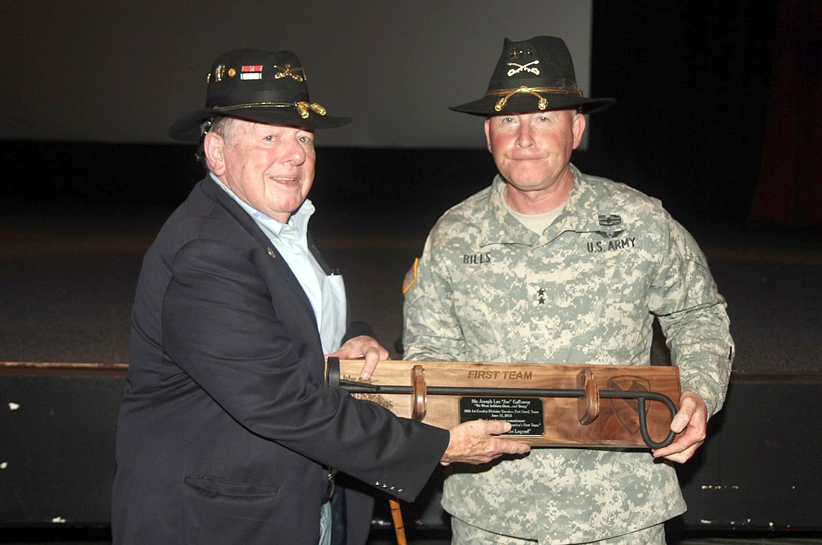 ‘Do You Remember the Battle of Ia Drang?’ — A Salute to Joe Galloway ...