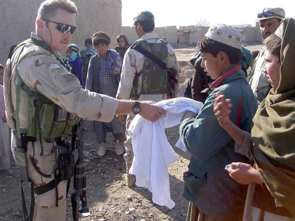 59-Year-Old Re-Enlists, Hopes to Impart Wisdom to Younger Soldiers ...