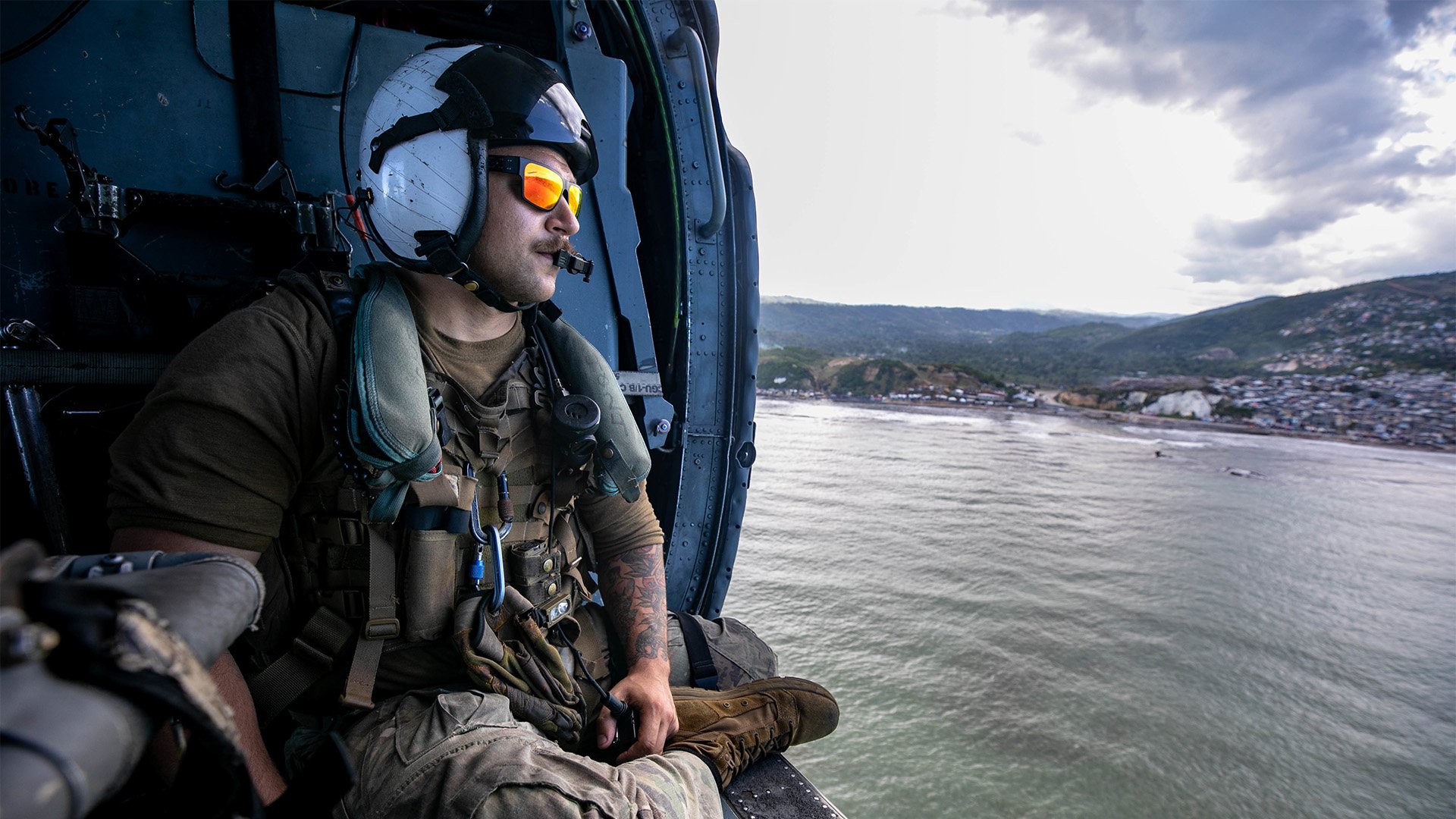 How 19 Passengers Fell Overboard Navy’s Hospital Ship Comfort | Coffee ...