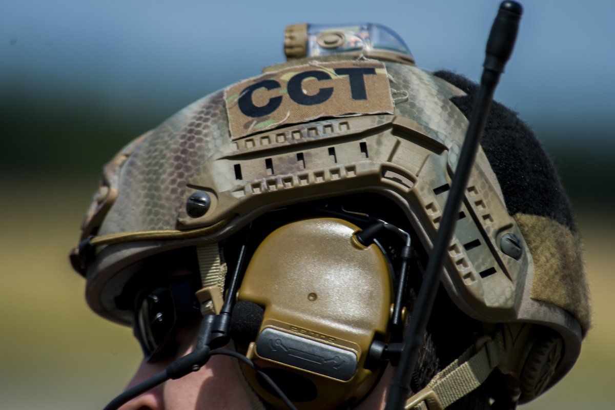 Air Force Combat Controllers Speak Out Over Standards at Elite School ...