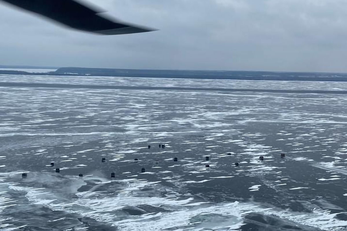 Inside the Coast Guard’s Mass Rescue of Stranded Ice Fishermen on ...
