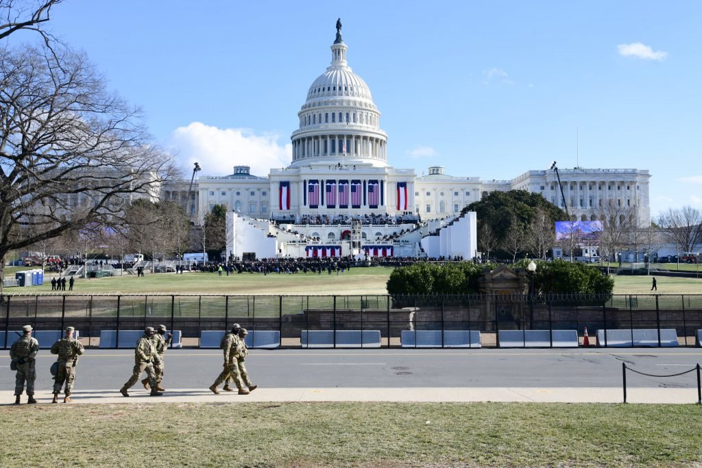 National Guardsmen Respond to Reports of Parking Garage Rest Areas ...