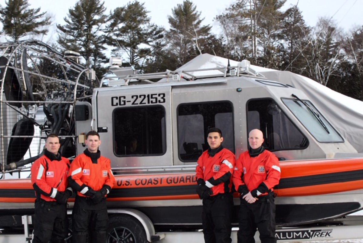 Inside the Coast Guard’s Mass Rescue of Stranded Ice Fishermen on ...