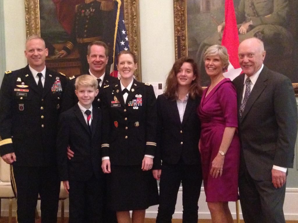 Meet the Single Mother Who Was the First Female Assigned to an 82nd ...