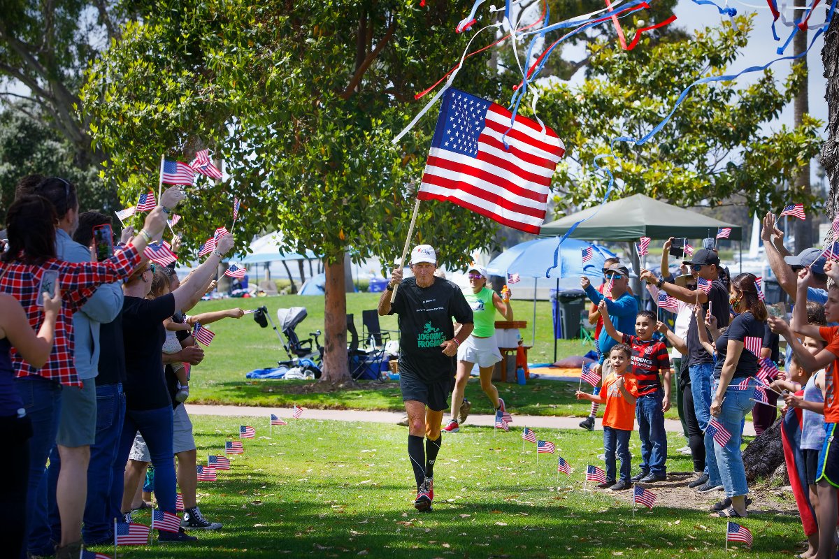 Texas Man Ran 31 Miles Every Day in May To Honor Extortion 17 Fallen
