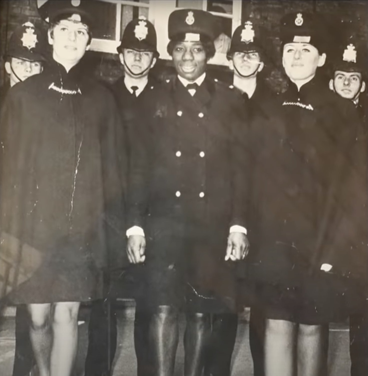 Sislin Fay Allen: London’s First Black Policewoman Dies at Age 83 ...
