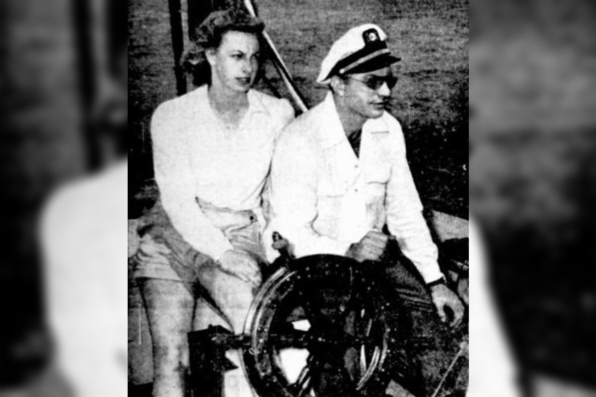 Scientology Founder L. Ron Hubbard Was an Ate-Up Navy Officer in World ...