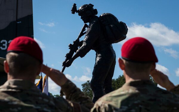 Peace in the Clouds: How One of the World’s Deadliest Warriors Found ...