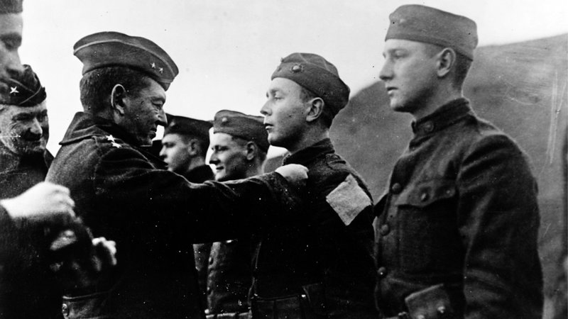 Commandant’s Birthday Message to Marines: Prepare for Uncertainty ...