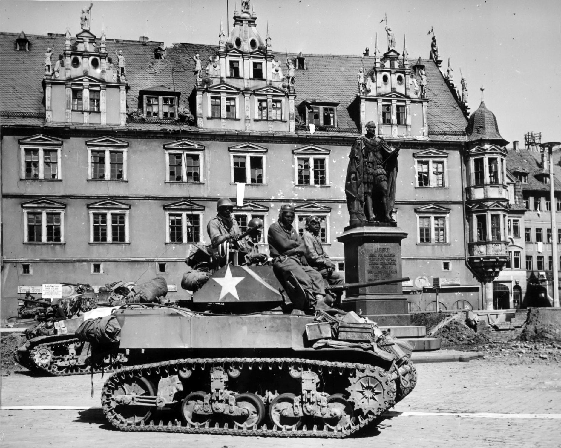 ‘Come Out Fighting’: The 761st Tank Battalion’s Race Through Europe ...