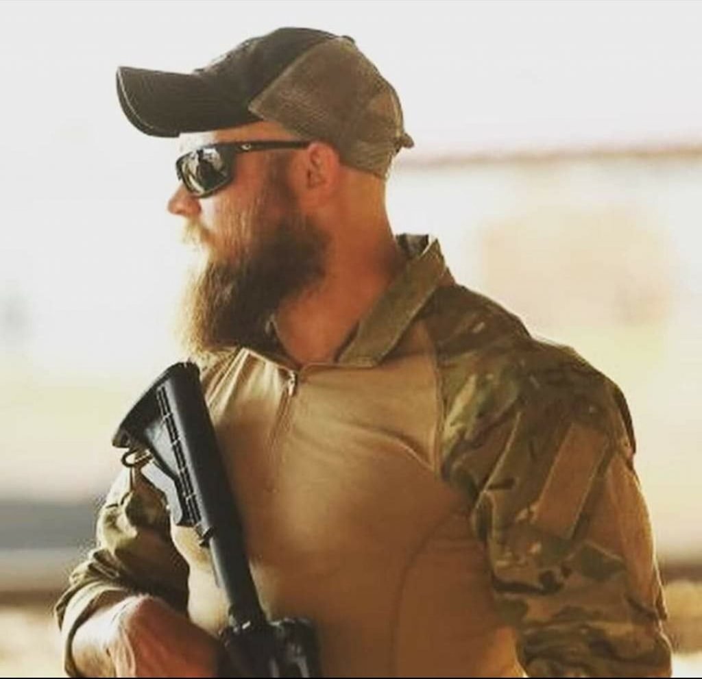 US Army Sniper vs. US Marine Scout Sniper — Who’s the Sharpest Shooter ...