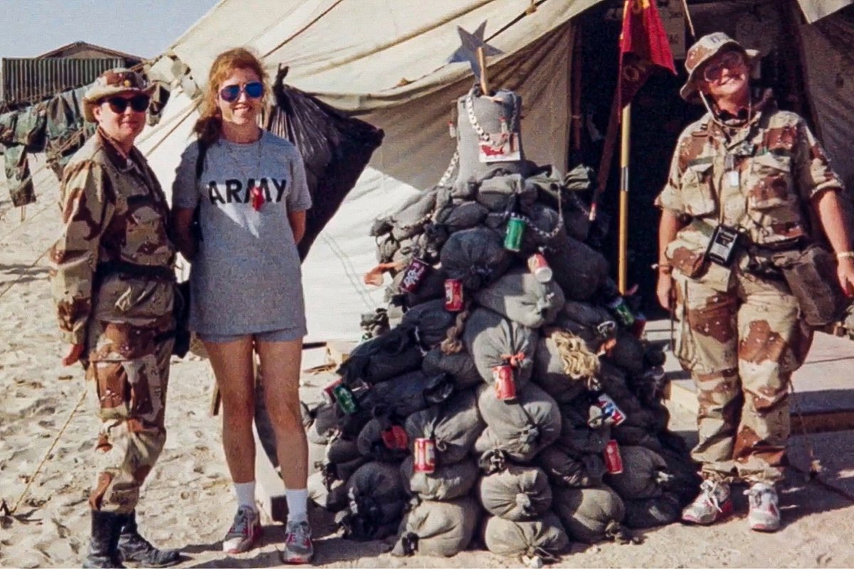 How Troops Celebrated Christmas During Operation Desert Shield | Coffee ...