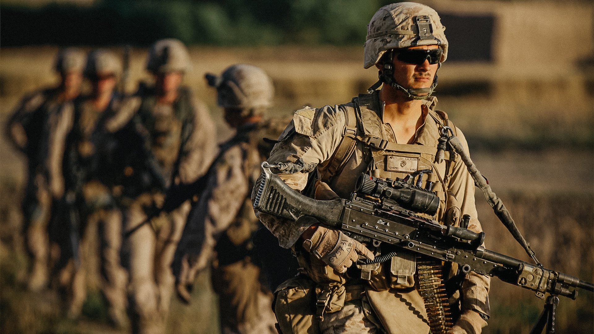 Marines and Soldiers Agree: The M240 Is the Best Machine Gun | Coffee or Die
