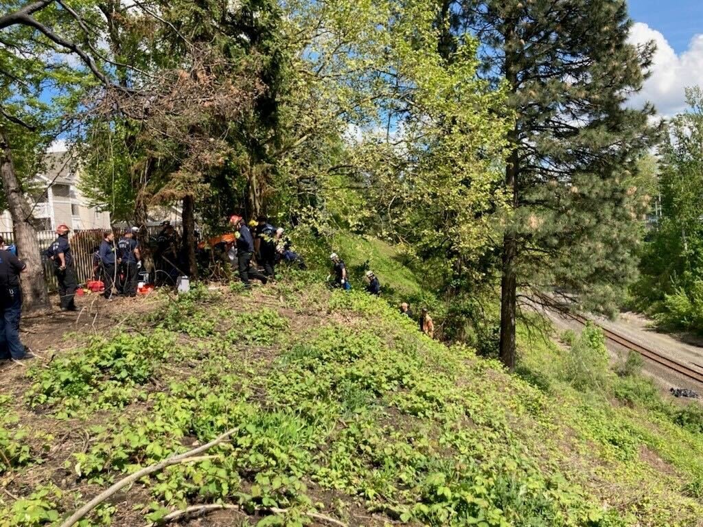 2 Men Roll Over Embankment, Portland Firefighters Rush To Rescue Them ...