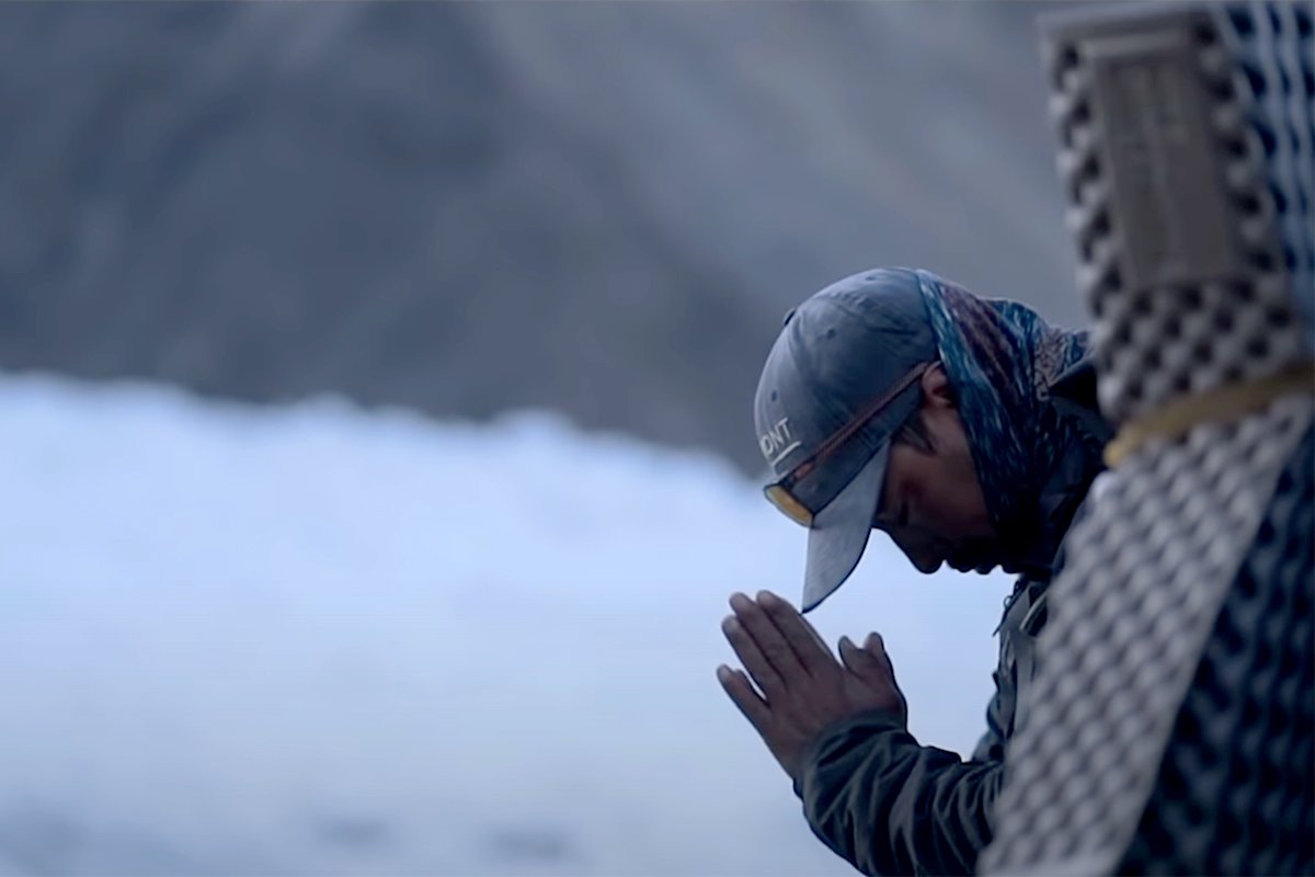 In ‘14 Peaks,’ Special Operations Vet Smashes Mountaineering Records ...