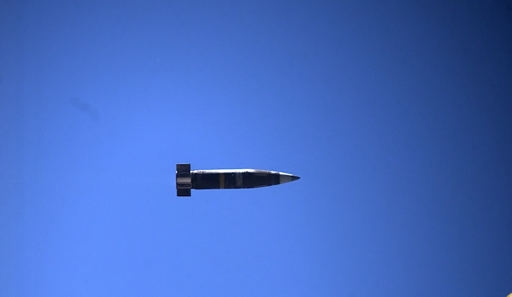 Army Test Nails a 43.5-mile Artillery Shot — Is a 1,000-mile Cannon ...