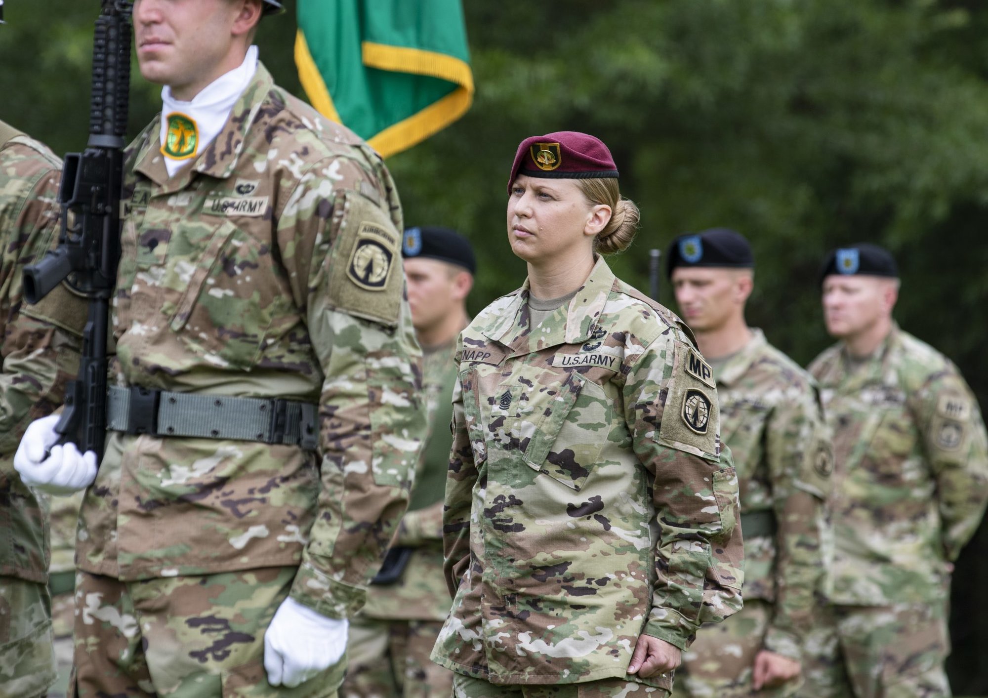 In a Historic First, Woman Is Appointed Command Sergeant Major of 101st ...