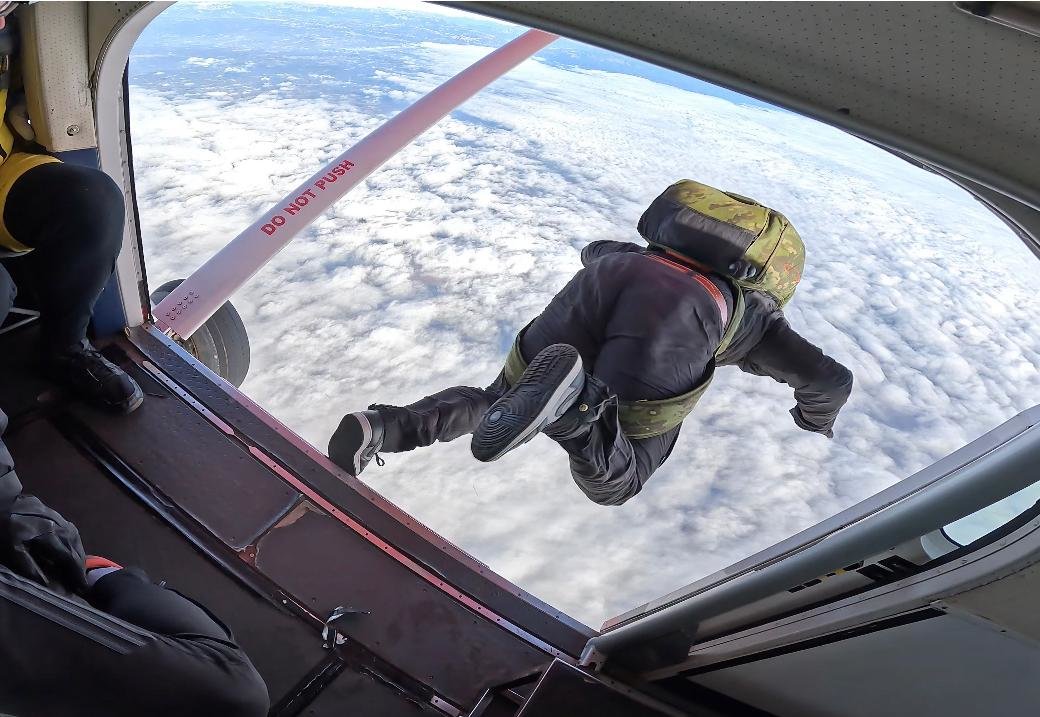 Triple 7’s Tandem Pair Chasing Their Own Skydiving Record | Coffee or Die