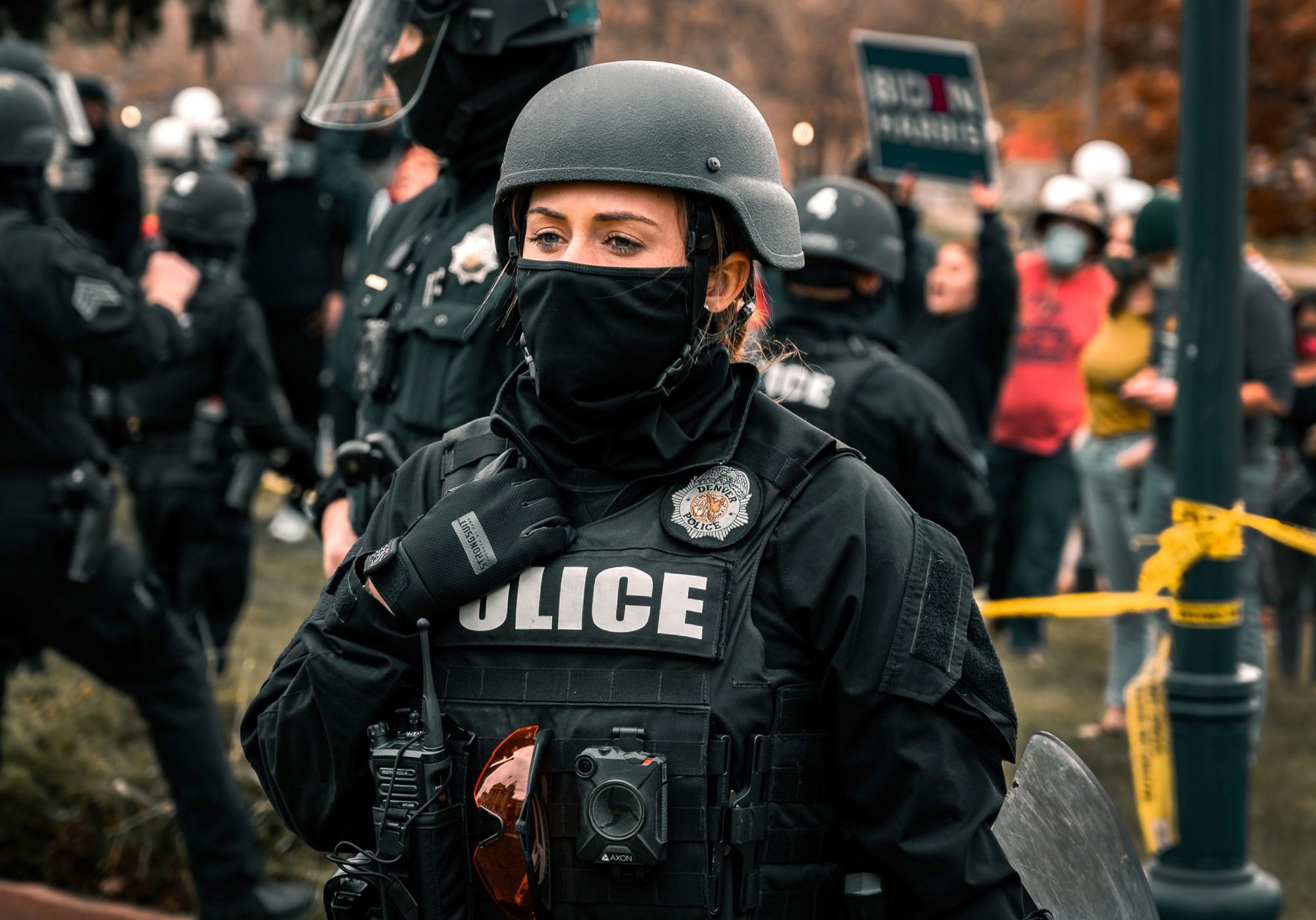 How Mandatory Body-Worn Cameras Benefit Cops and Those They Serve ...