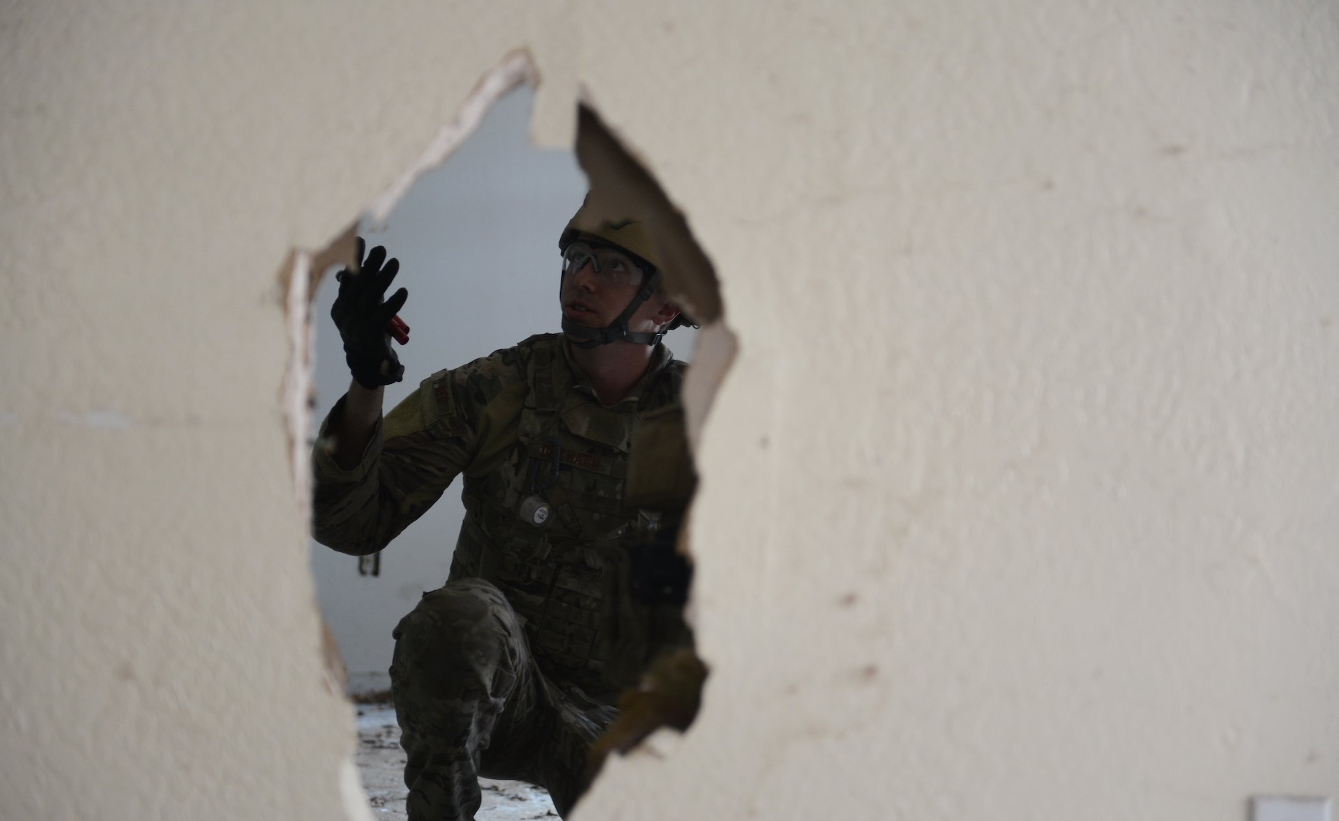 Air Force EOD Tech Accused of Syria Insider Attack Faces Court ...