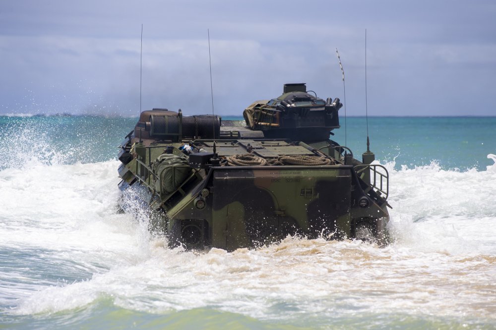 III Marine Expeditionary Force AAVs Return to Water | Coffee or Die