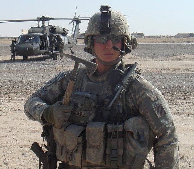 Modern Special Operators are Using Hatchets in Combat — Here’s Why ...