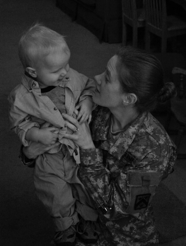 Meet the Single Mother Who Was the First Female Assigned to an 82nd ...