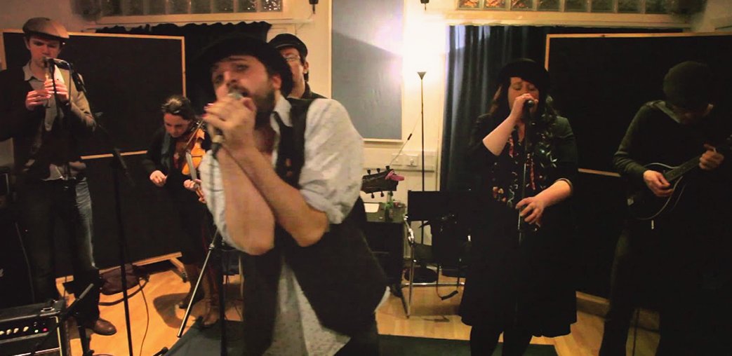 Folk Chaos and Maritime Mayhem: Inside the Music of Glasgow’s Trongate ...