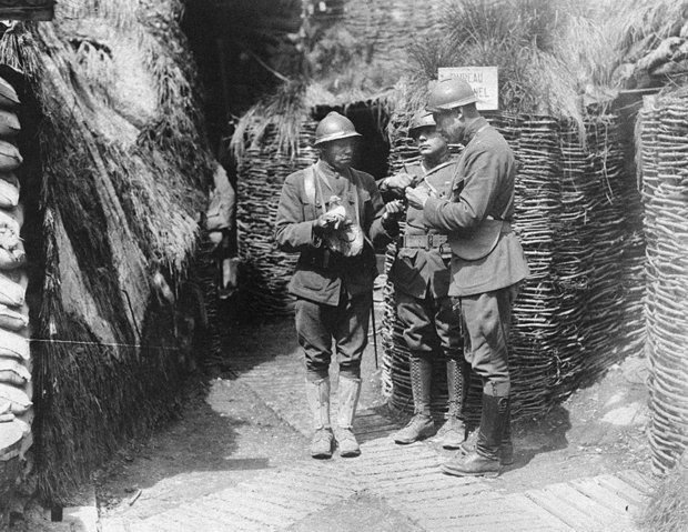 Tools of the Trade: Top 5 Trench Raid Weapons of World War I | Coffee ...