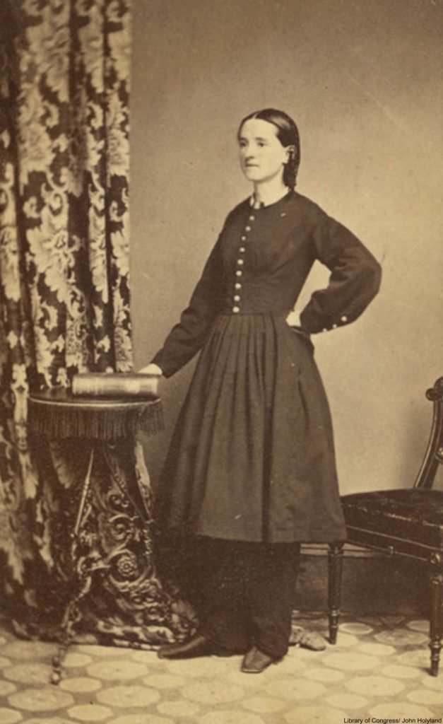 The True Story of Mary Edwards Walker, the Only Female Medal of Honor ...