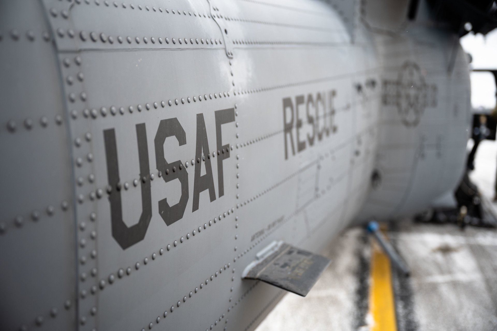 Alaska Air National Guard Delivers Christmas Eve Rescue of Pregnant ...