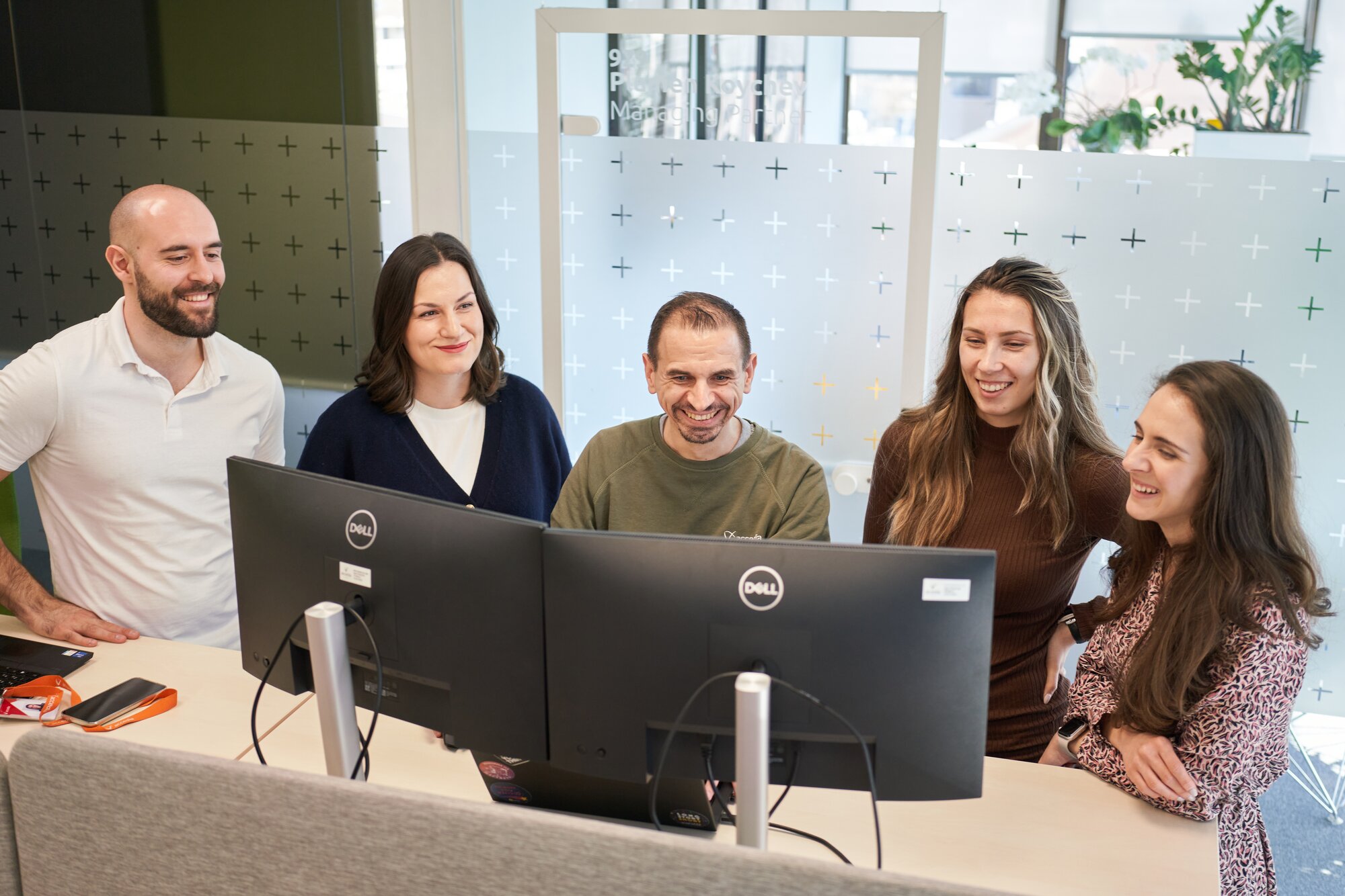 10 FAQs When Meeting a Custom Software Development Agency - Accedia