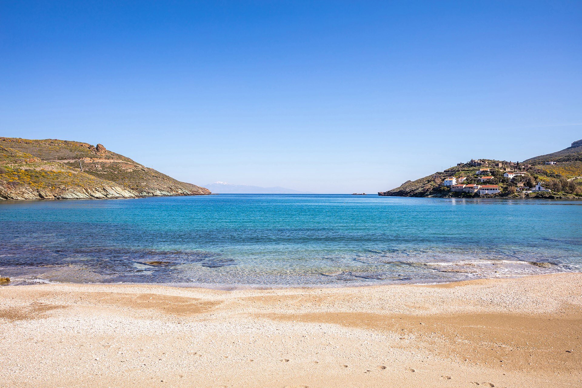 Beaches on Kea, Greece – The Thinking Traveller
