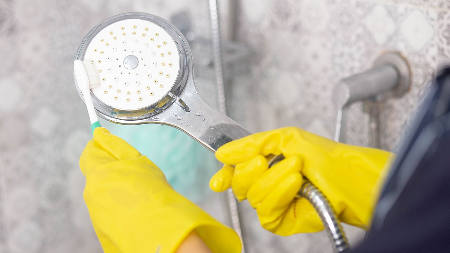 How to Clean and Unclog a Shower Head