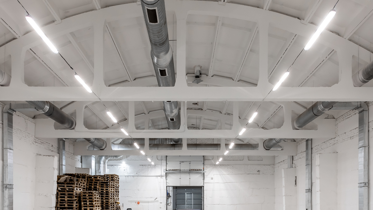 The Must-Know Lighting Trends & Requirements for Today's Work Environments