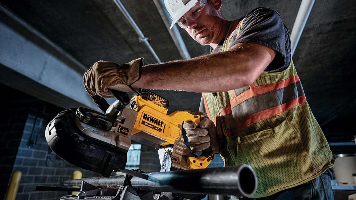 DEWALT’s Top Safety Tips for Using Power Tools