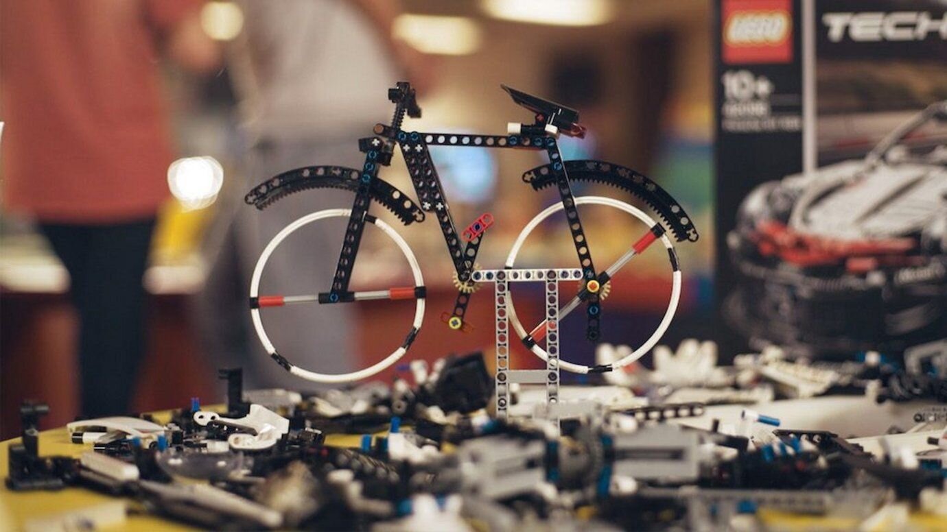 Lego releases Green Instructions for eco-friendly model making