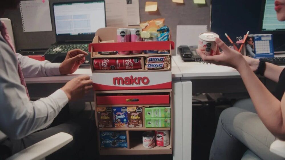 Makro turns office desks into branded microstores to support Colombian ...
