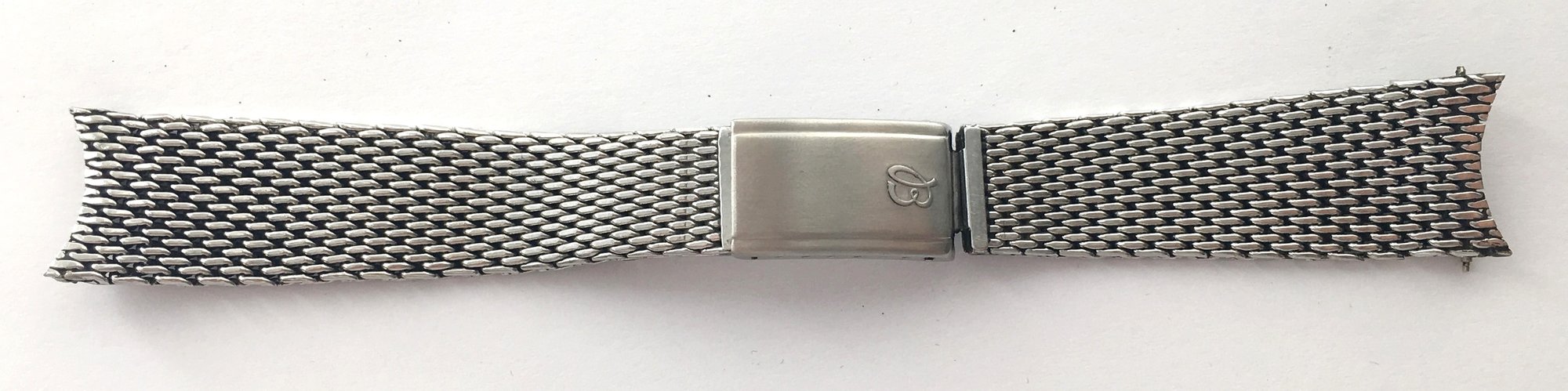 A Guide To Watch Straps and Bracelets